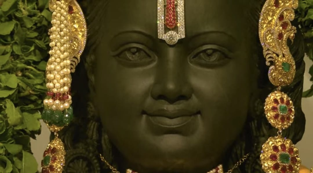 Ramlala Photos| अयोध्या राम मंदिर से 'रामलला' की मनमोहक तस्वीरें; सुंदर आभा, मुख पर दिव्य तेज ...